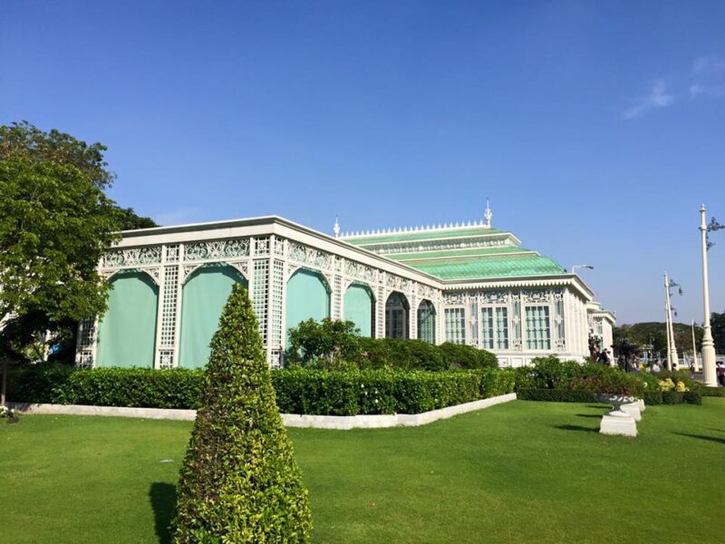 Chitralada Palace (Chitralada Royal Villa) and Dusit Palace, Bangkok ...