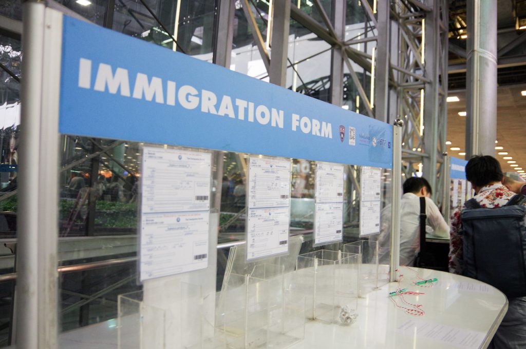 Sri Lankan National Arrested at Suvarnabhumi Airport for Using Forged ...