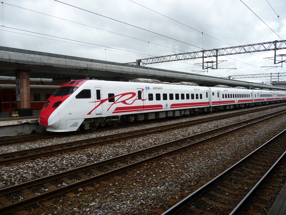 22 killed in Taiwan train derailment - Thailand News