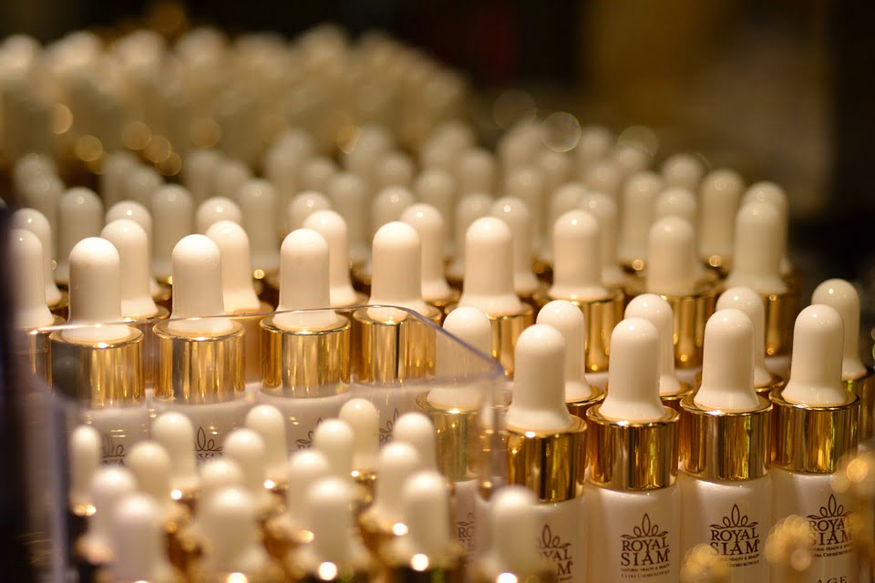 Fake cosmetics from China worth ฿14m seized in Bangkok and Samut Prakan ...